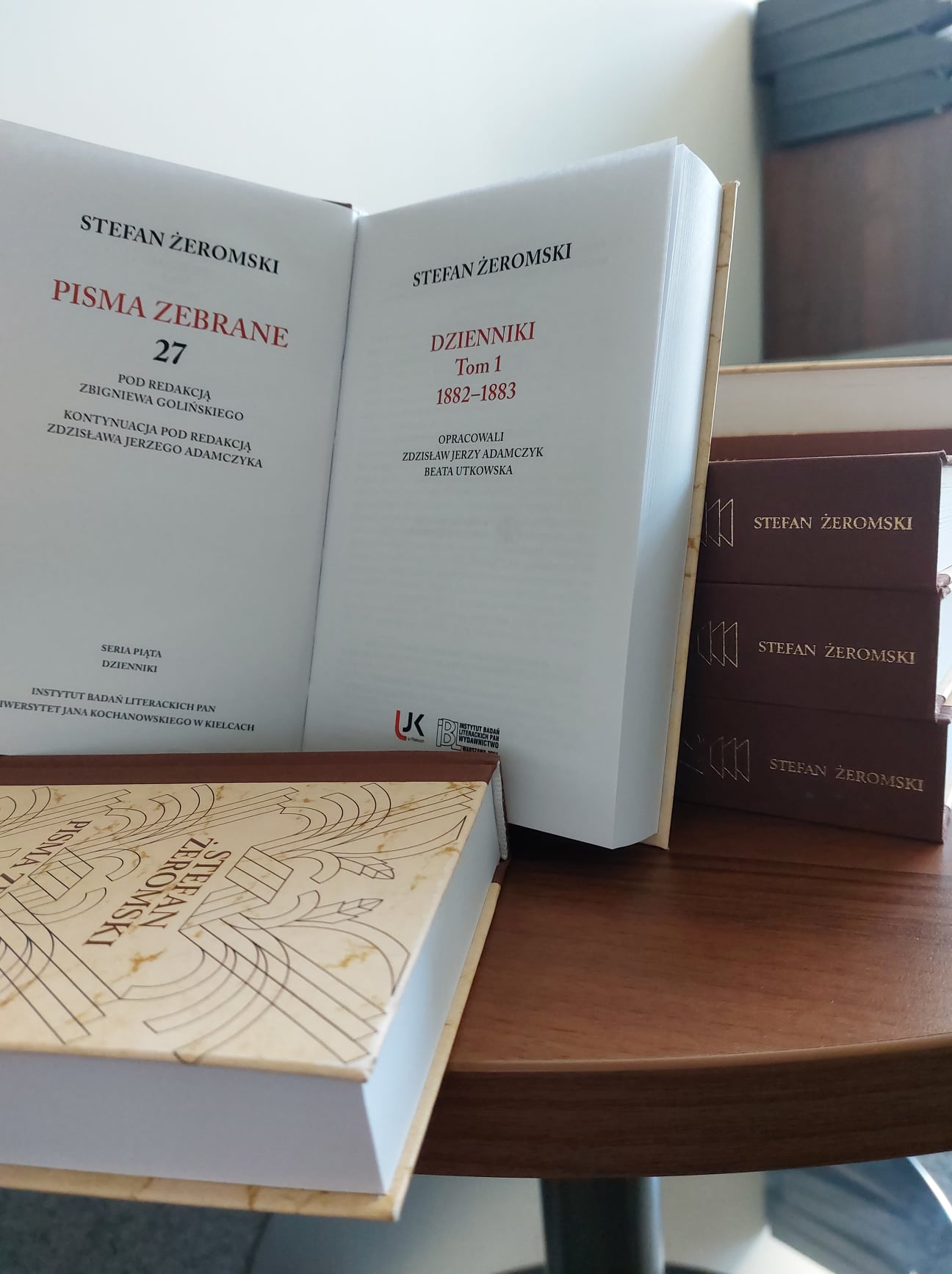 Instytut Literaturoznawstwa i Językoznawstwa UJK Kielce - Instytut Literaturoznawstwa i ...